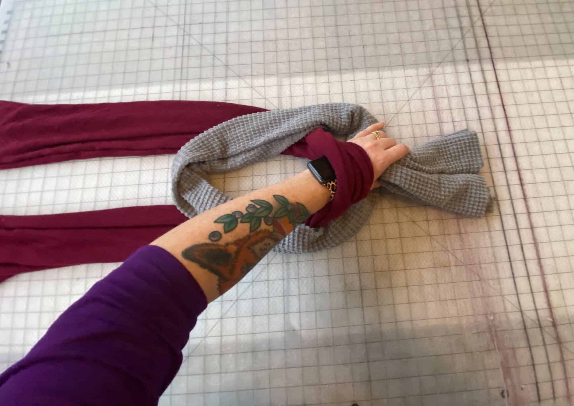 2020 Holiday Freebies :: Braided Infinity Scarf Tutorial - Patterns for ...